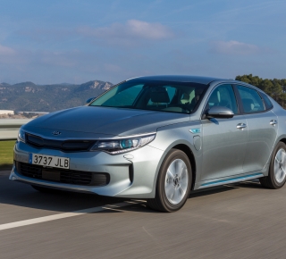 Optima Plug in Hybrid